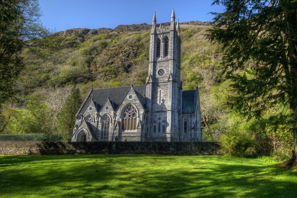 Kylemore Abbey – Atlantic Way Touring